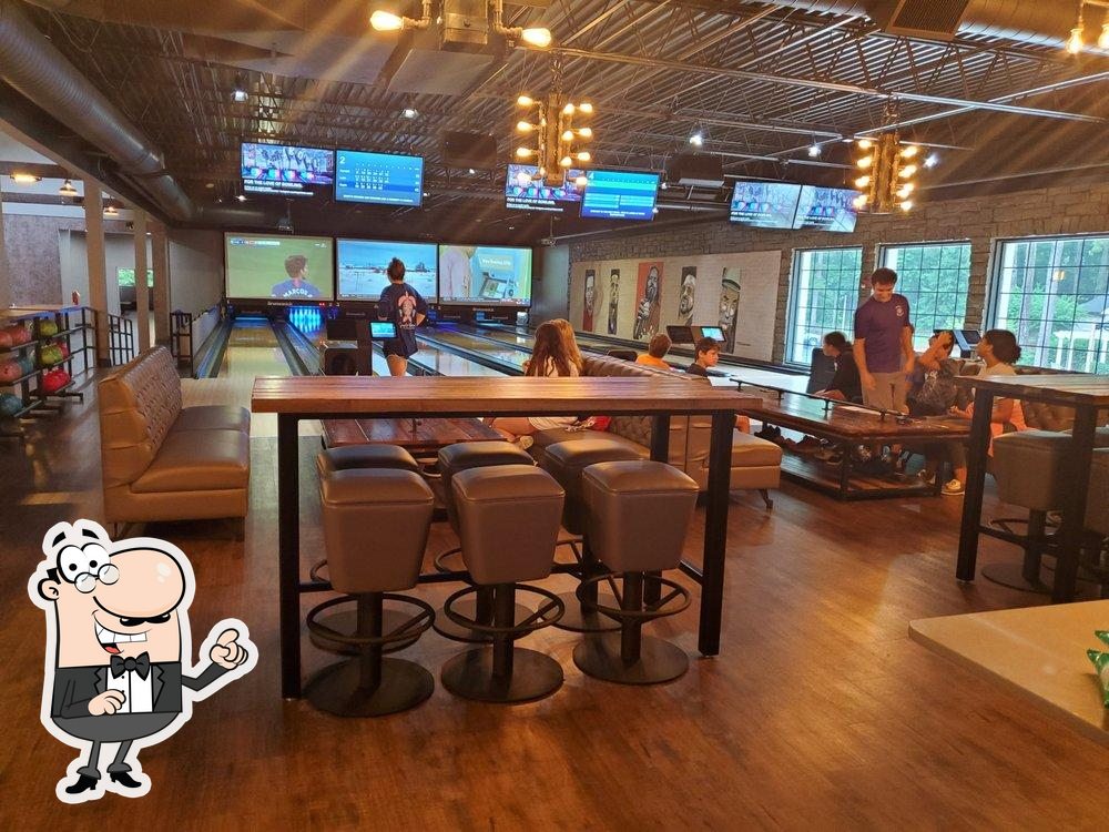 Royal Lanes Social in Peachtree City - Restaurant reviews