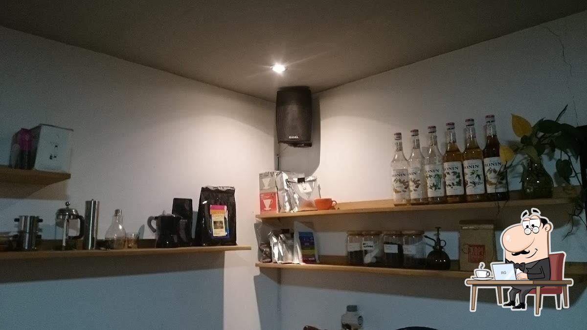 Kedai Kopi Titik Labuh, Tanjung Selor Hilir - Restaurant reviews
