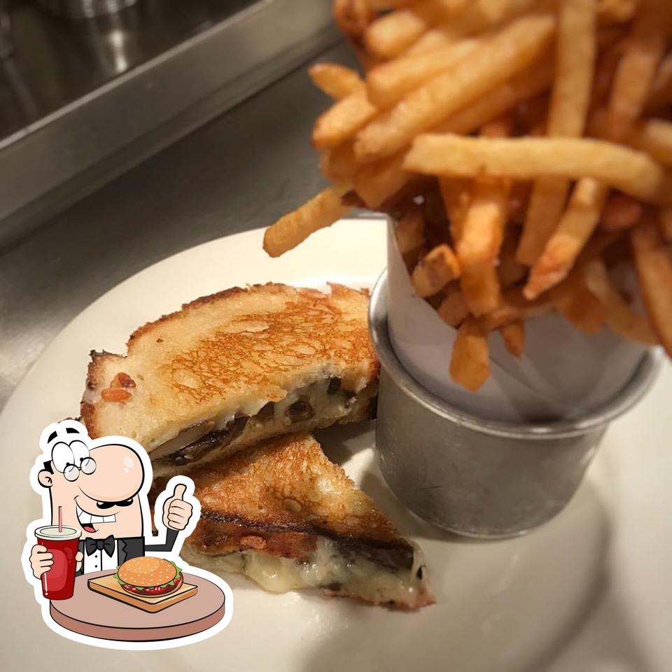 Bar Frites in Greenvale - Restaurant reviews