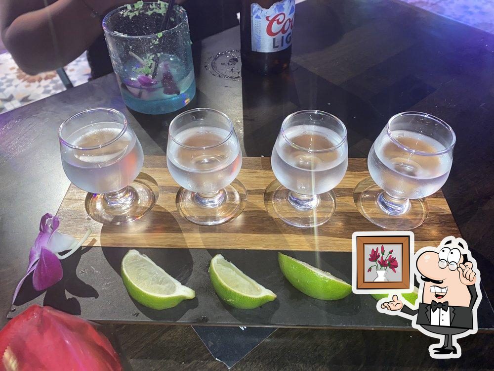Spicy Burro Taqueria Bar, Elizabeth - Restaurant menu, prices and reviews