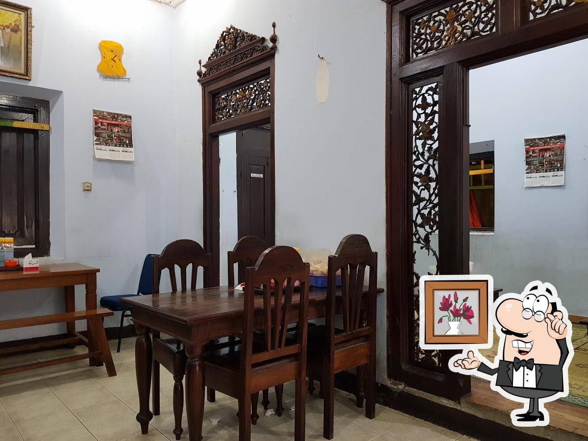 BAKSO TITOTI SOLO, Surakarta - Restaurant menu, prices and reviews