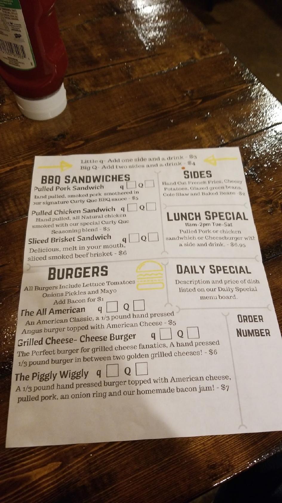 Menu at Curly Que BarBQue, Bolivar