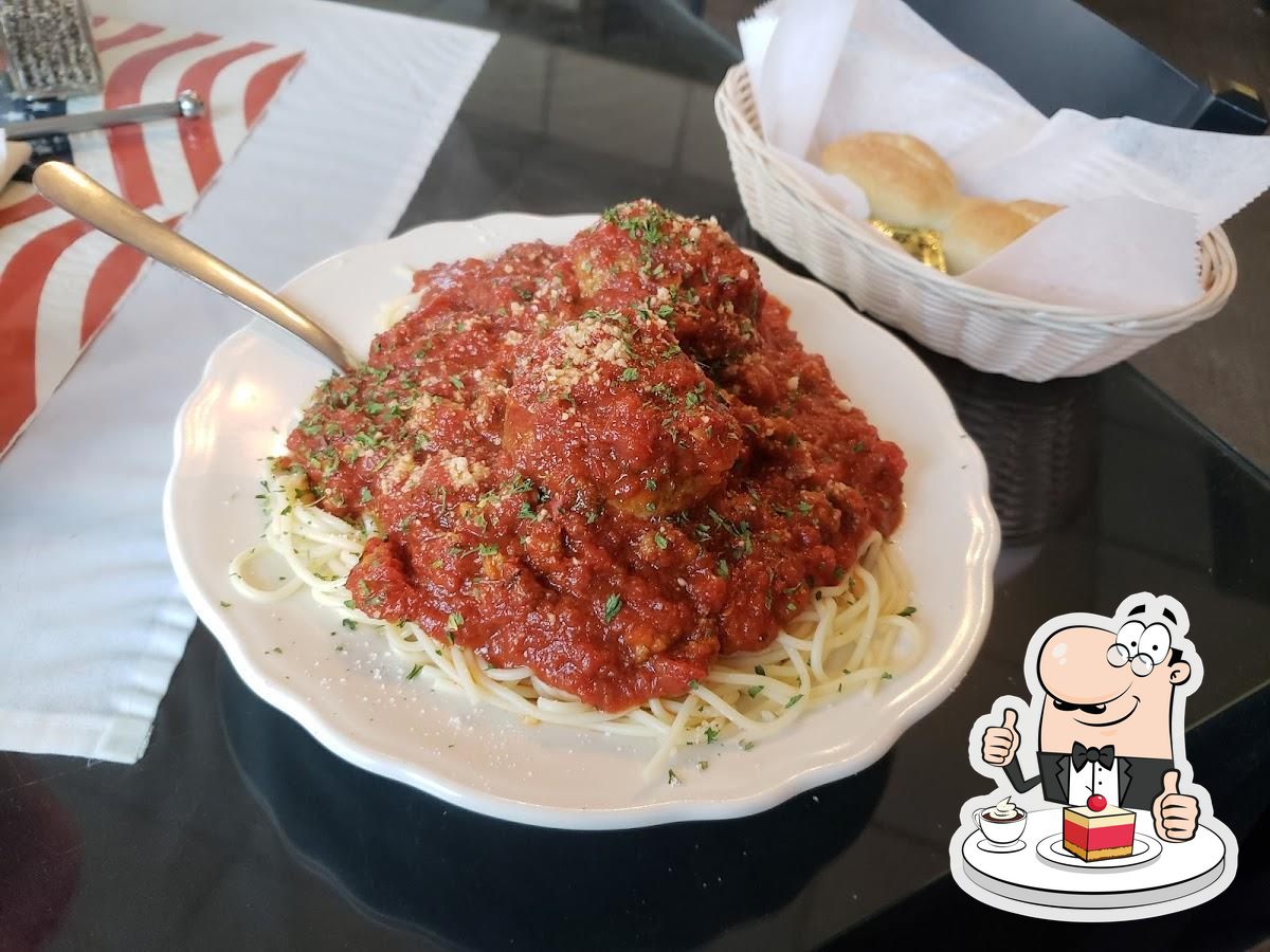 Pino's Pizza in Courtland - Restaurant menu and reviews