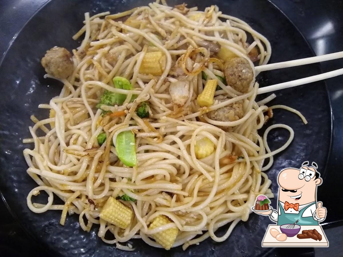 HuHot Mongolian Grill in Lawrence - Restaurant menu and reviews