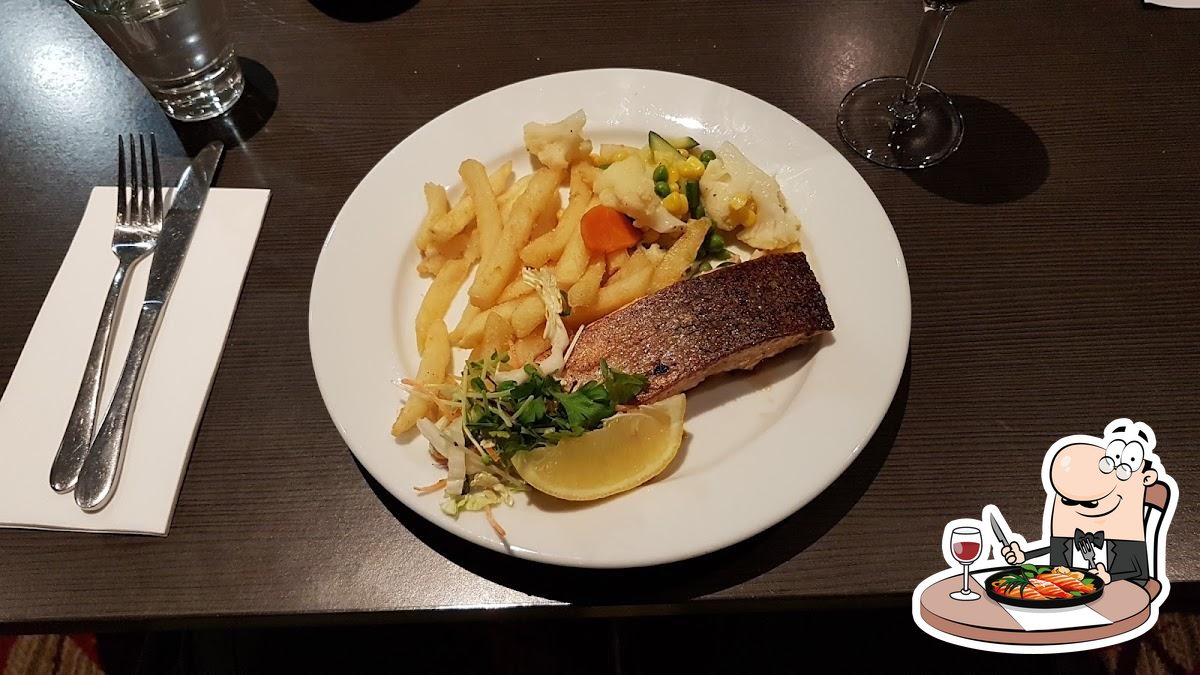 Mollymook Golf Club in Mollymook - Restaurant reviews