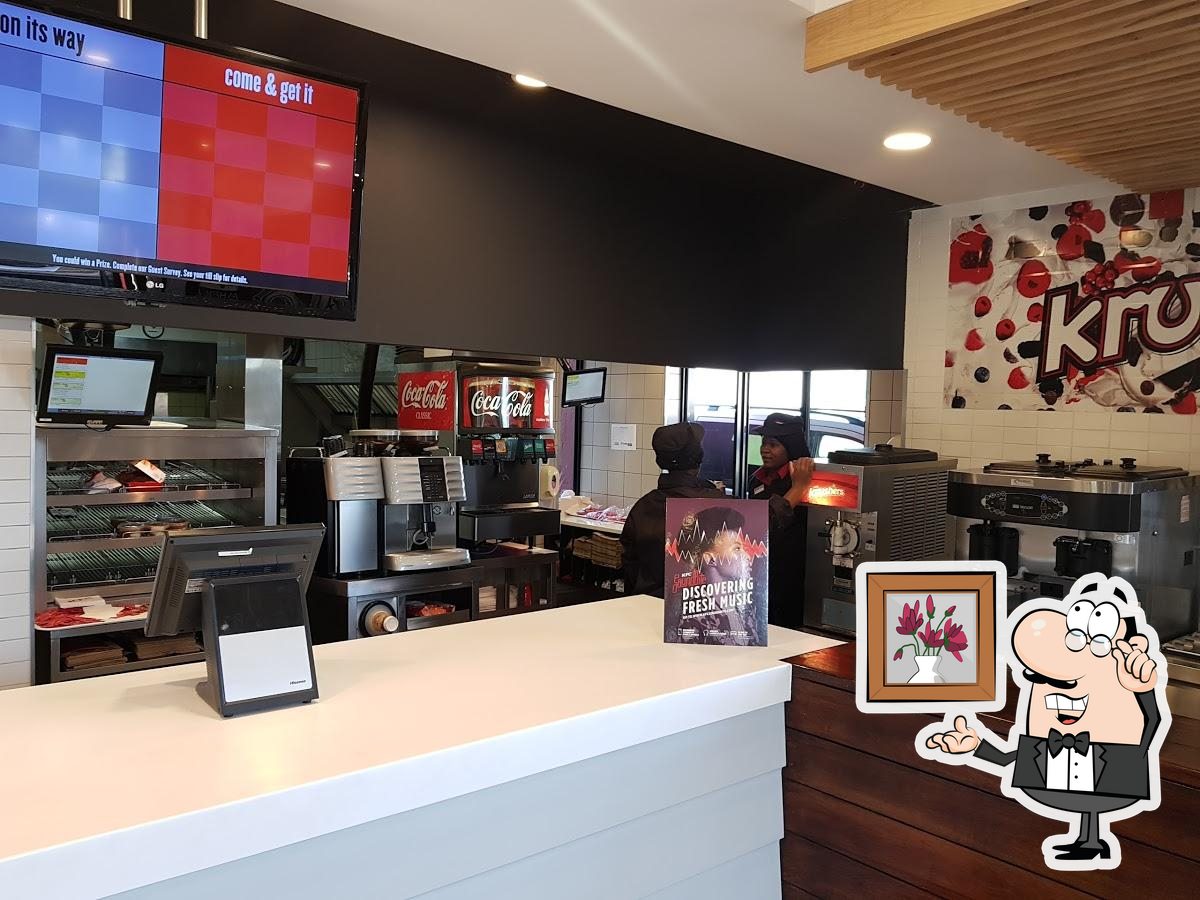 KFC Polokwane Farmyard restaurant, Polokwane, Knottrox Ave - Restaurant ...