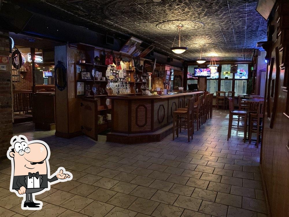 Castaways Bar & Grill in Baltimore - Restaurant menu and reviews