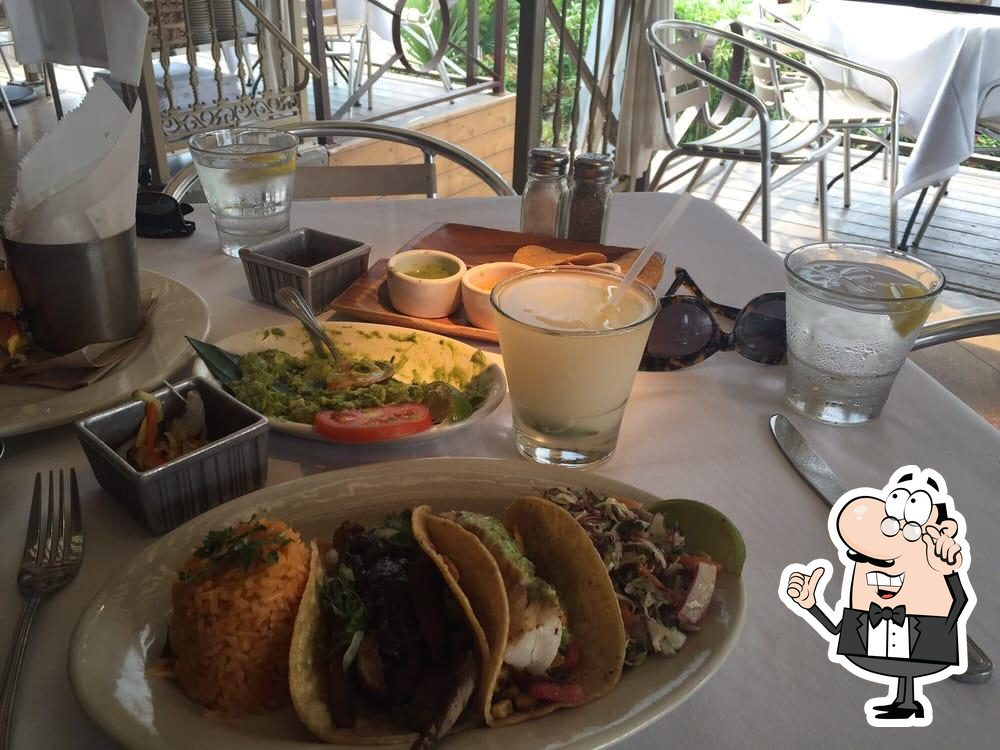 Doce Mesas, Dallas - Restaurant menu, prices and reviews