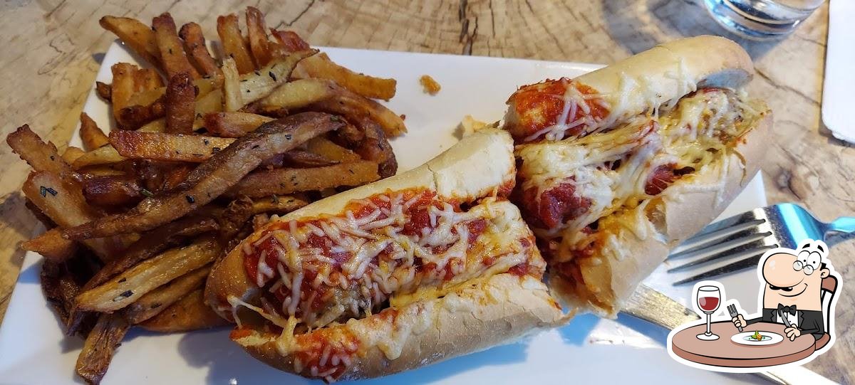 17 Public Square in Medina - Restaurant menu and reviews