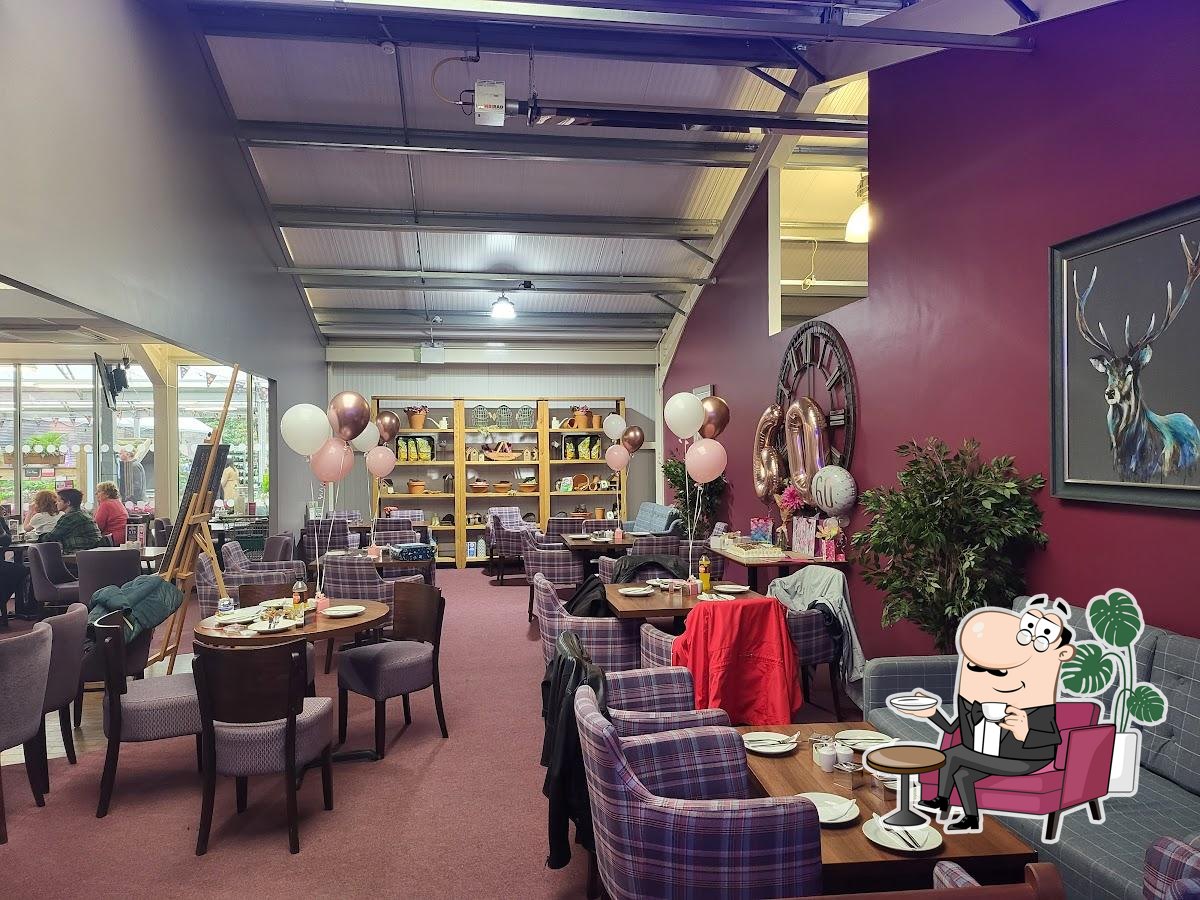 Topiary Coffee Shop, Tabley Superior - Restaurant menu, prices and reviews