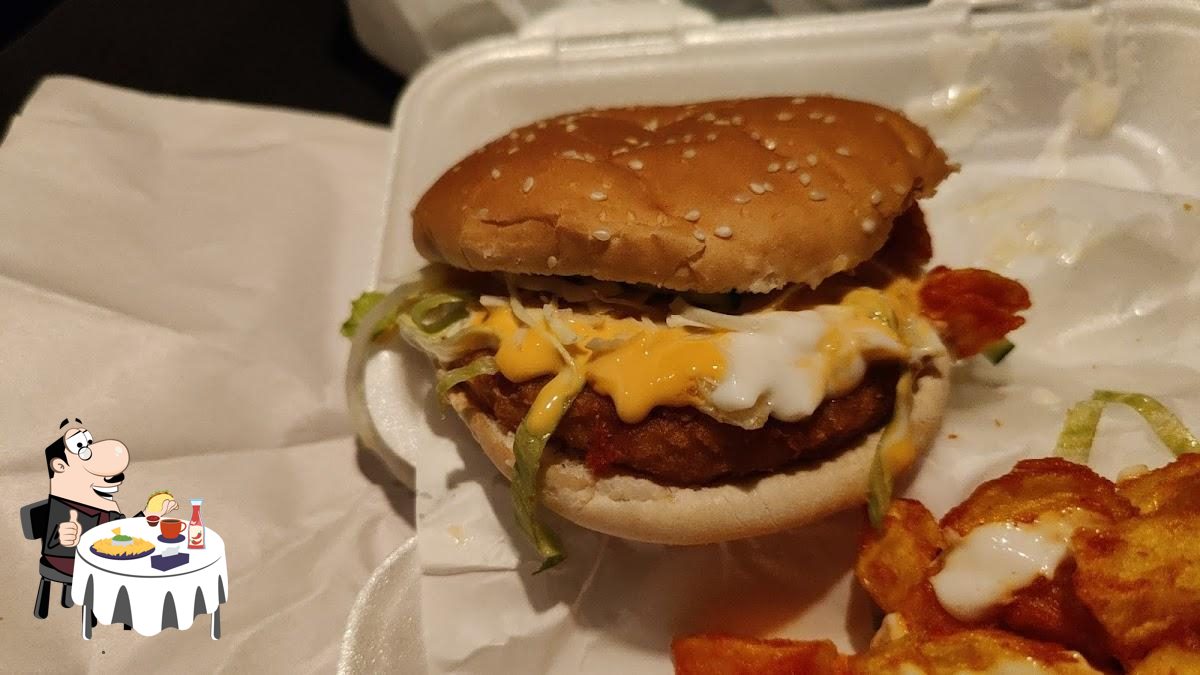 Gill's High Street Fish Bar in Bilston - Restaurant menu and reviews