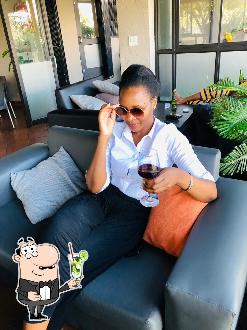 PH Network Cafe, Randburg - Restaurant reviews