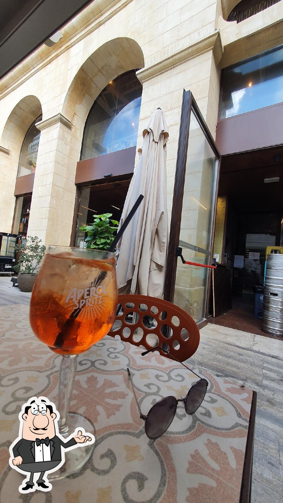 Bus Stop Lounge restaurant, Valletta - Restaurant menu and reviews
