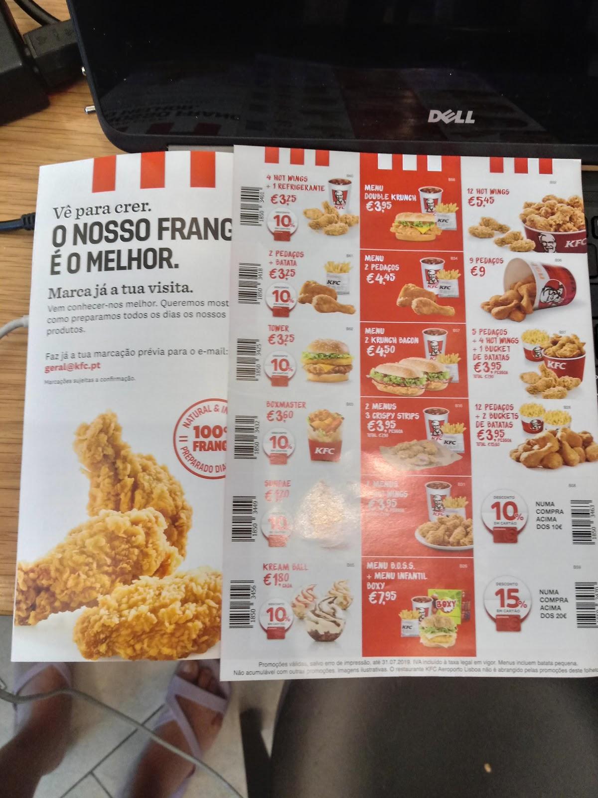 Menu em KFC restaurante, Coimbra, R. Gen. Humberto Delgado 207