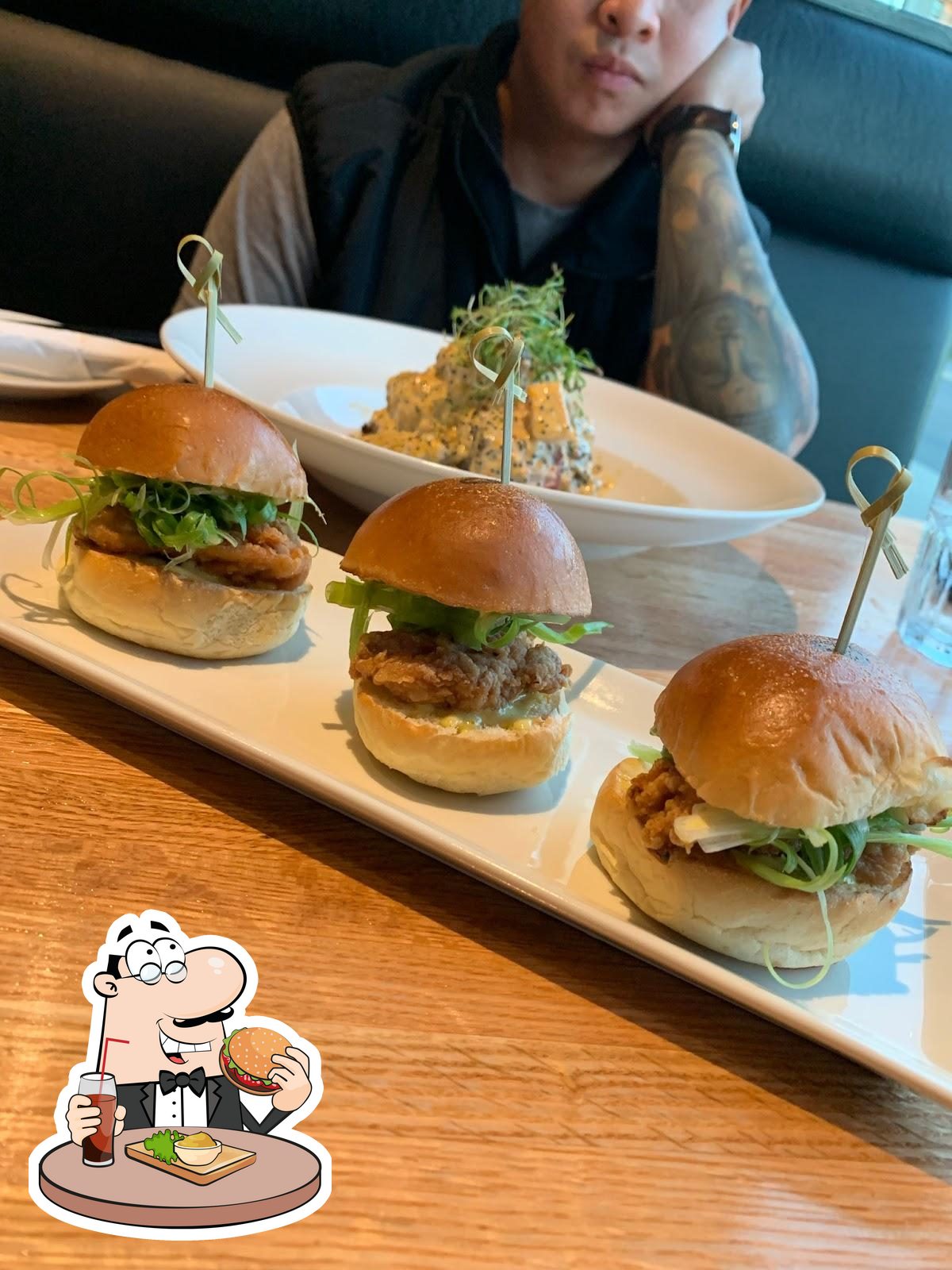 Damecca Lounge in Winnipeg - Restaurant reviews