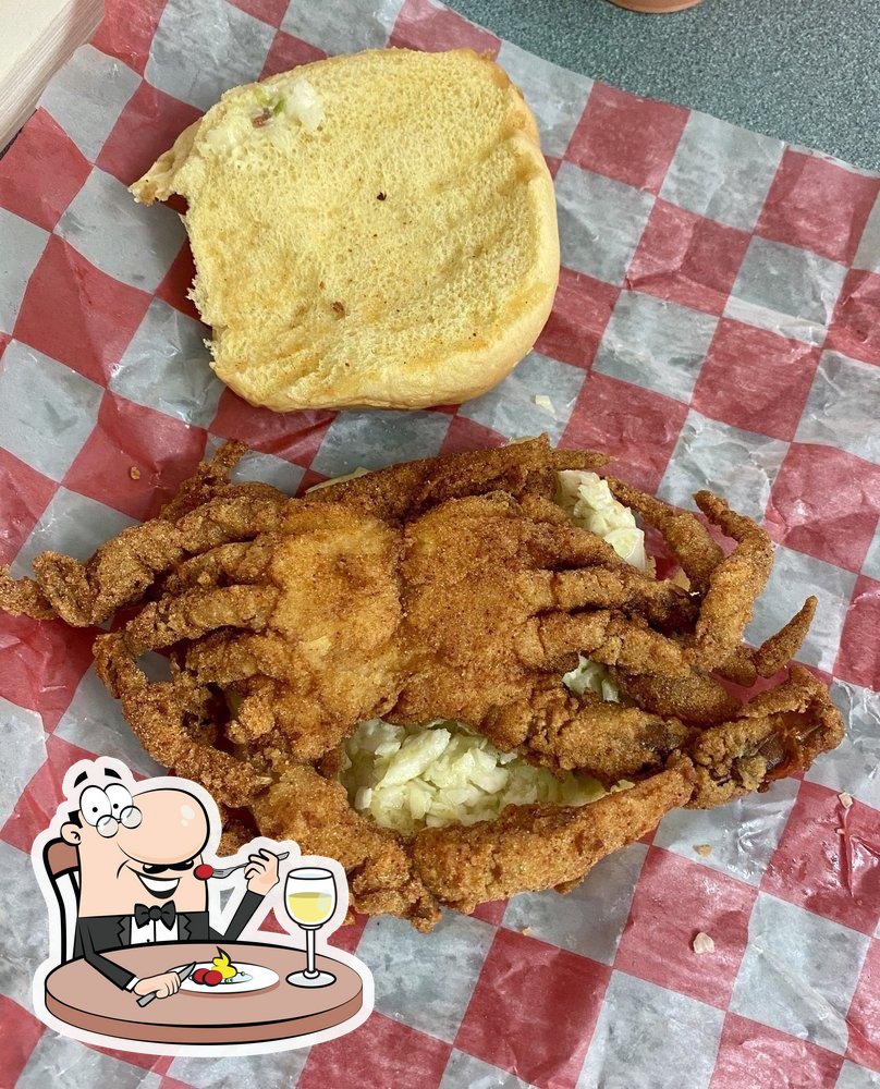 Captain's Kitchen in Indian Beach - Restaurant menu and reviews
