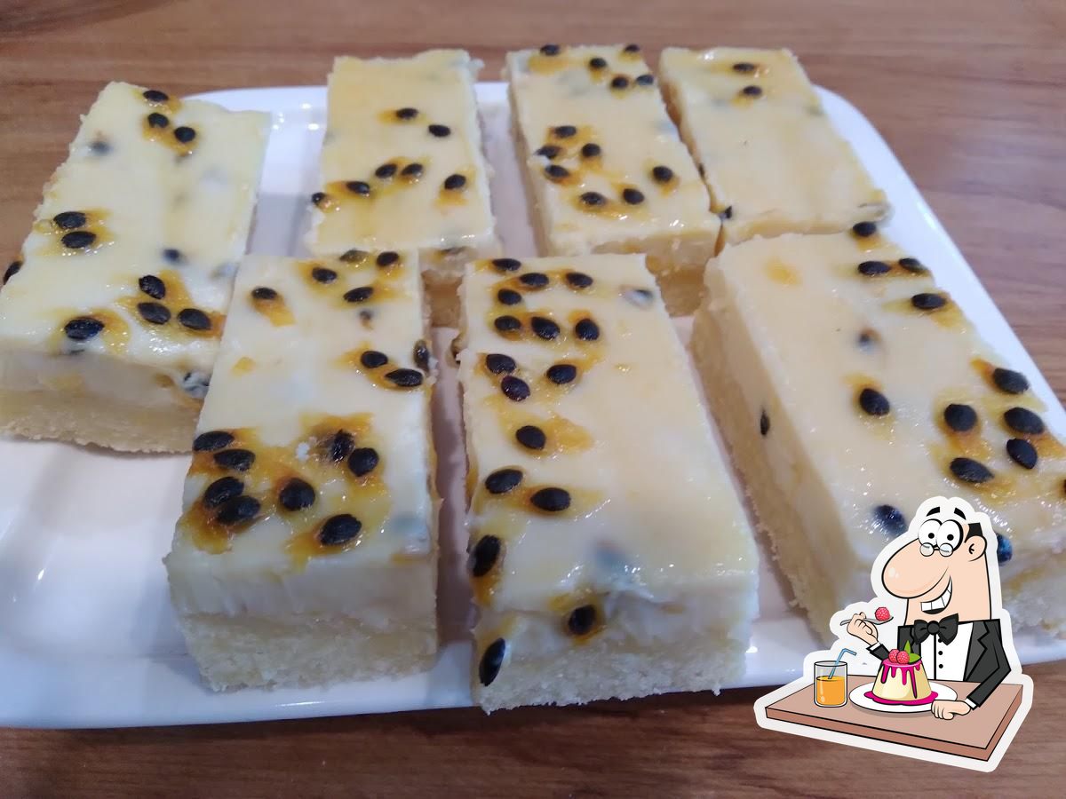 Red Tractor Cafe & Deli in Paeroa - Restaurant reviews