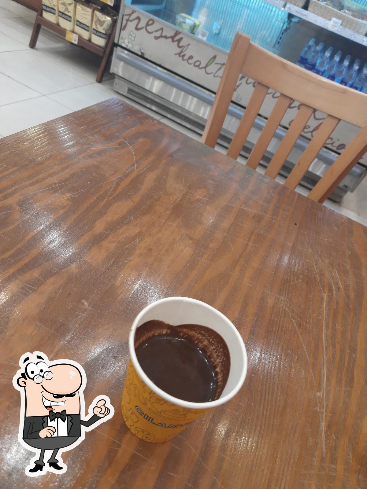 Cilantro Total gas cafe, New Cairo City - Restaurant reviews