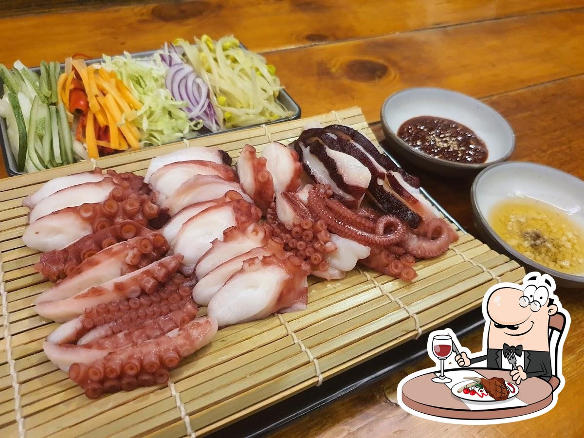 Freethrow Restobar, Mandaue City - Restaurant menu, prices and reviews