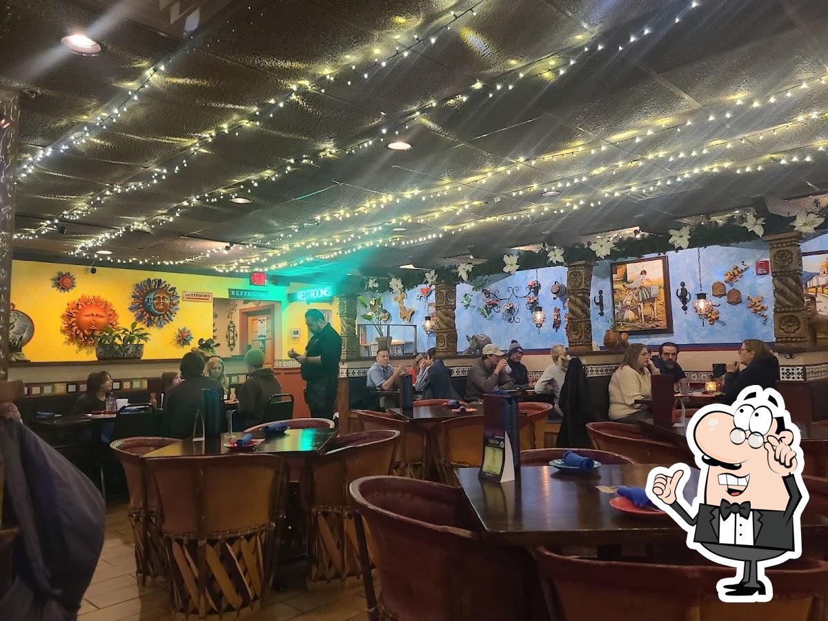 Ocho Cafe - Weymouth, Weymouth - Restaurant menu, prices and reviews