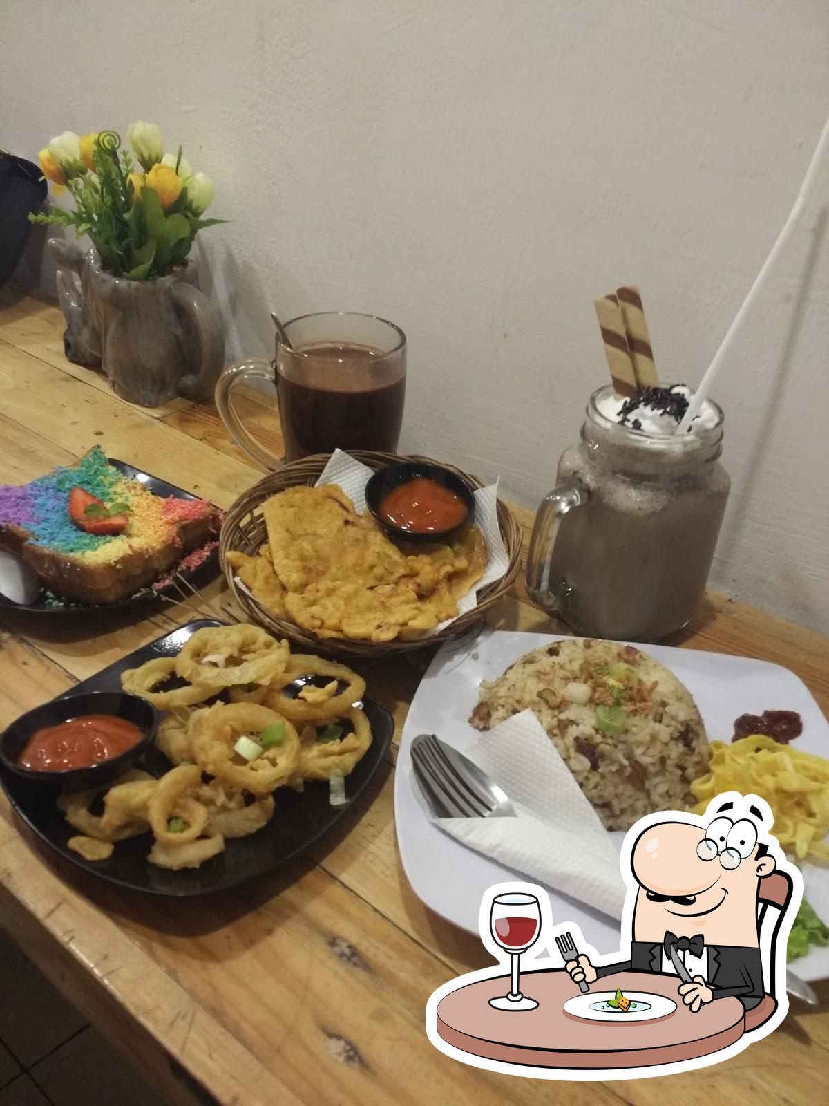 SEVEN SIDES cafe, Kediri - Restaurant reviews