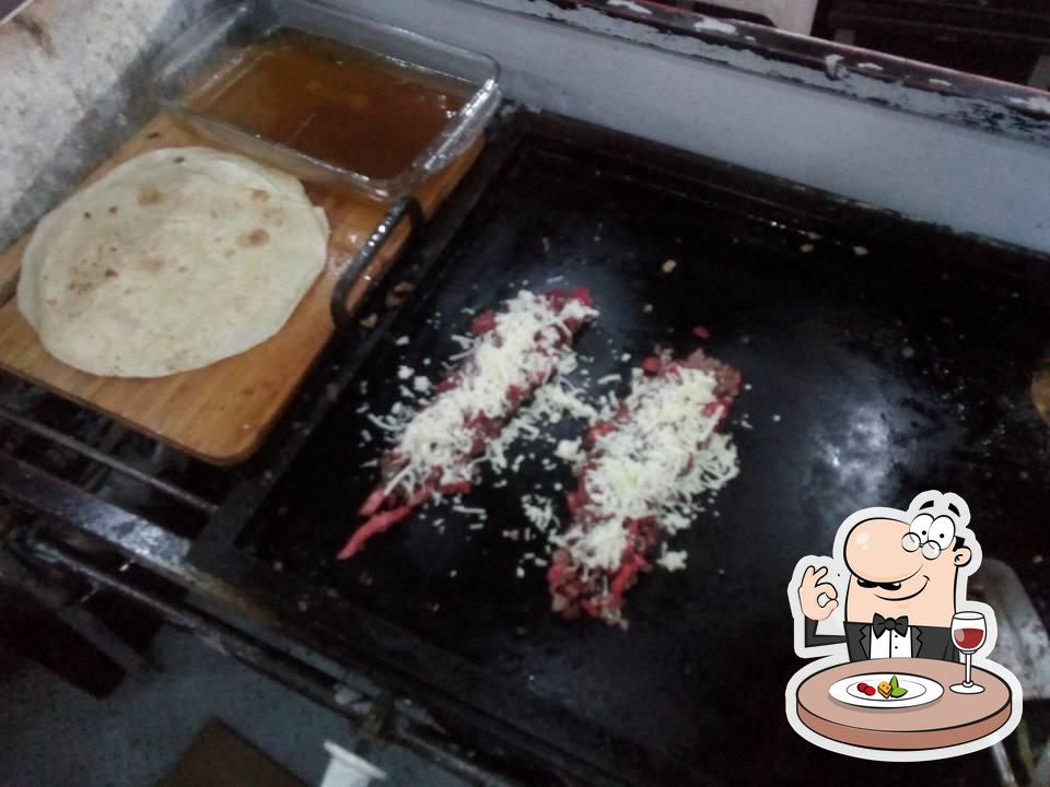 Tacos y Hamburguesas "El Mau" restaurant, Monterrey - Restaurant reviews