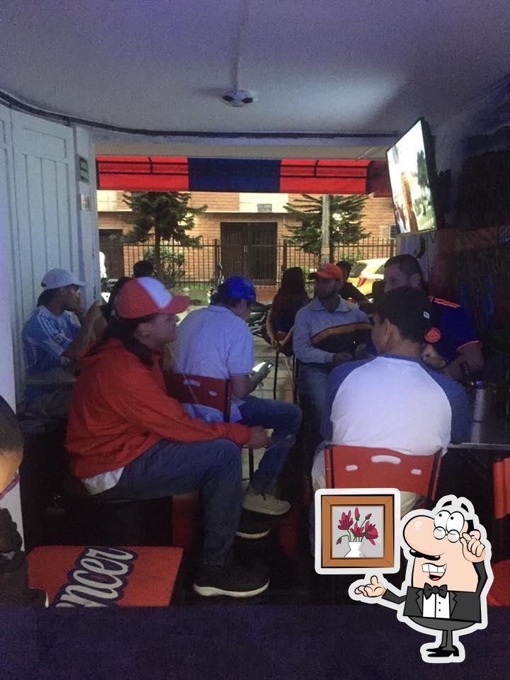 El Bar De La Barra, Medellín
