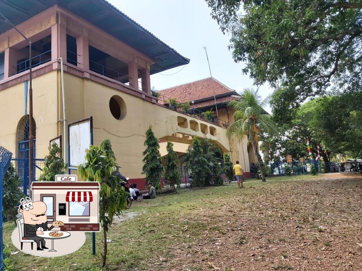 RM. Pepes Jambal H. Dirja Cabang Kosambi, Karawang - Restaurant reviews