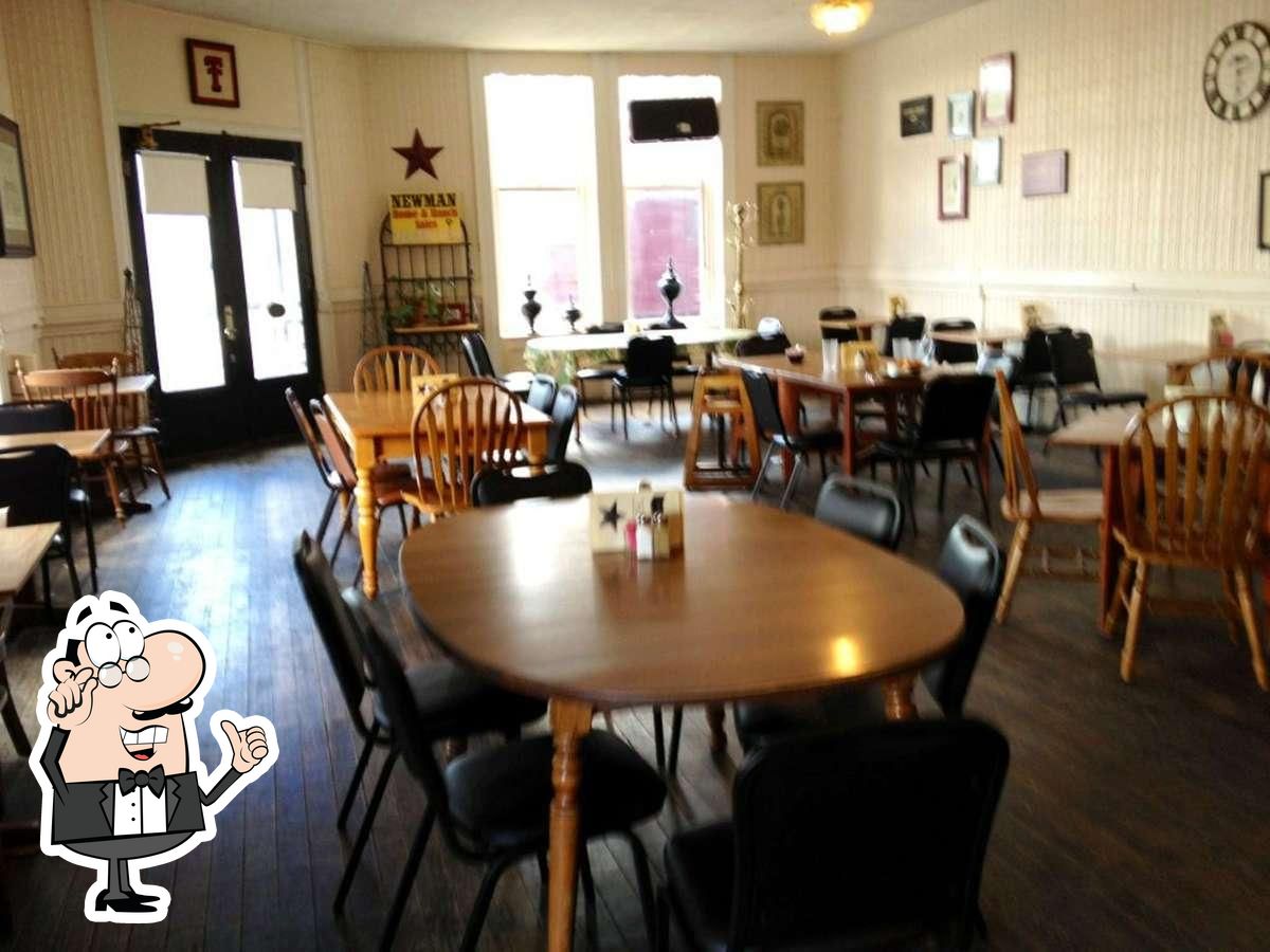 Star Beau's in Comanche - American restaurant menu and reviews
