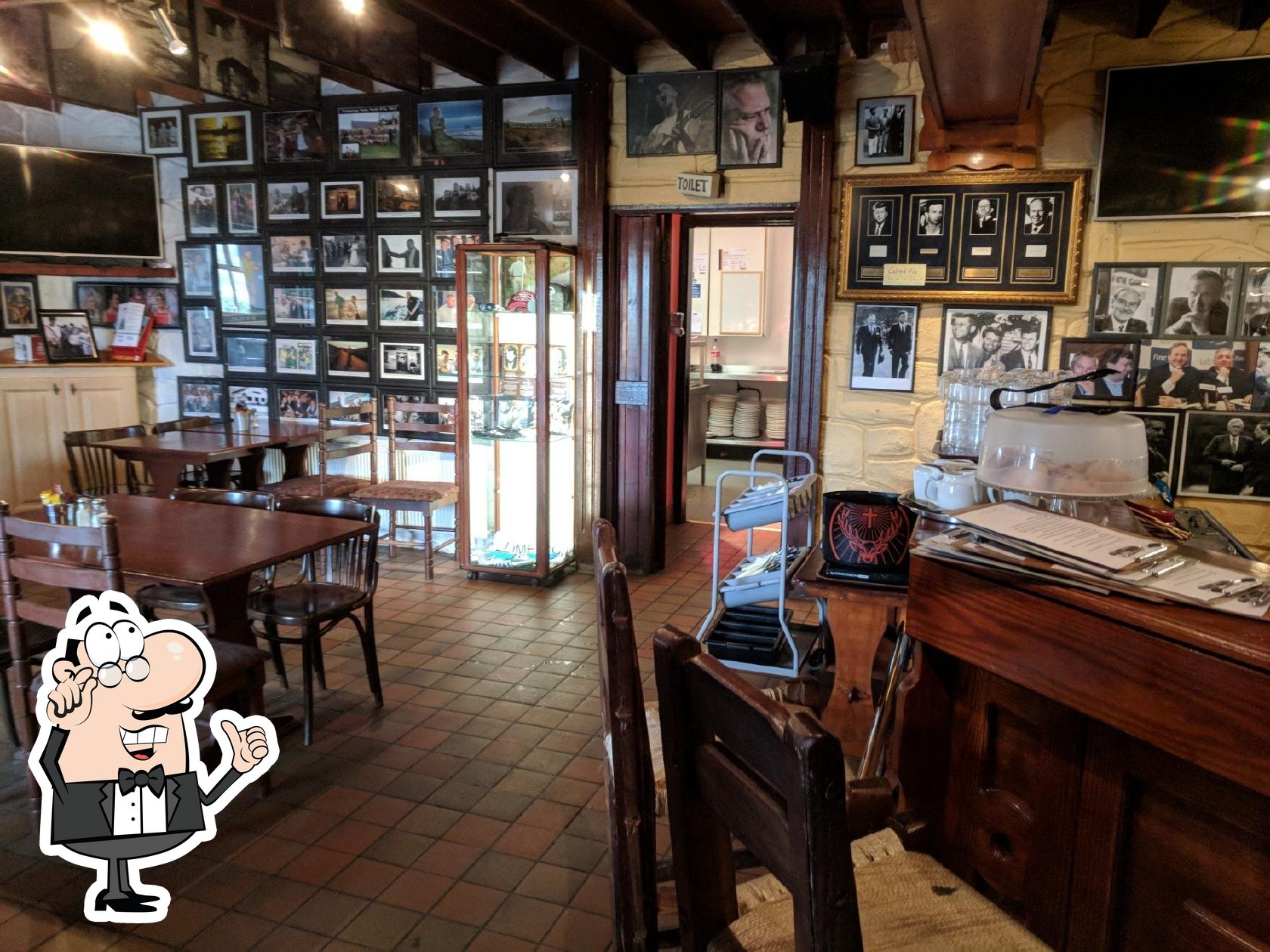 Páidí Ó Sé's Pub in Ventry - Restaurant menu and reviews