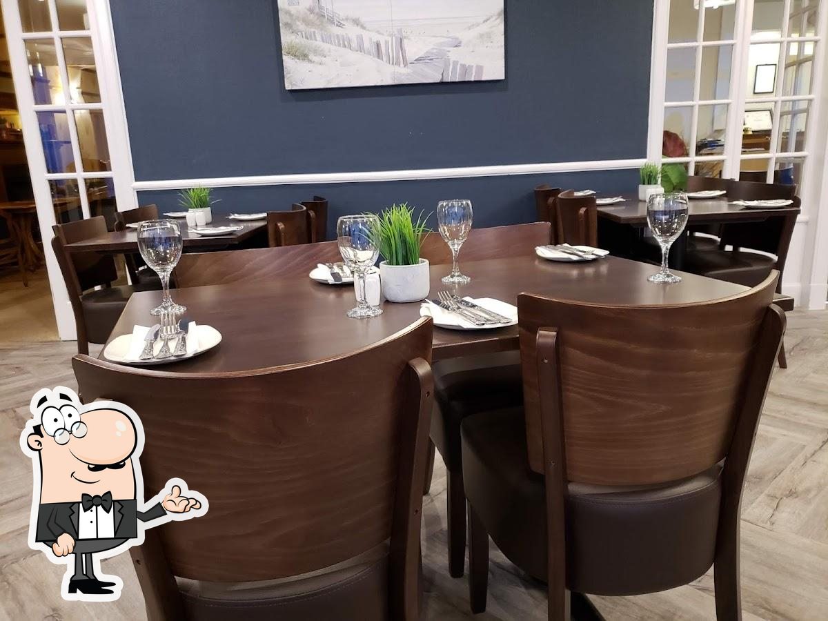 Cullen Bay Hotel in Cullen - Restaurant reviews