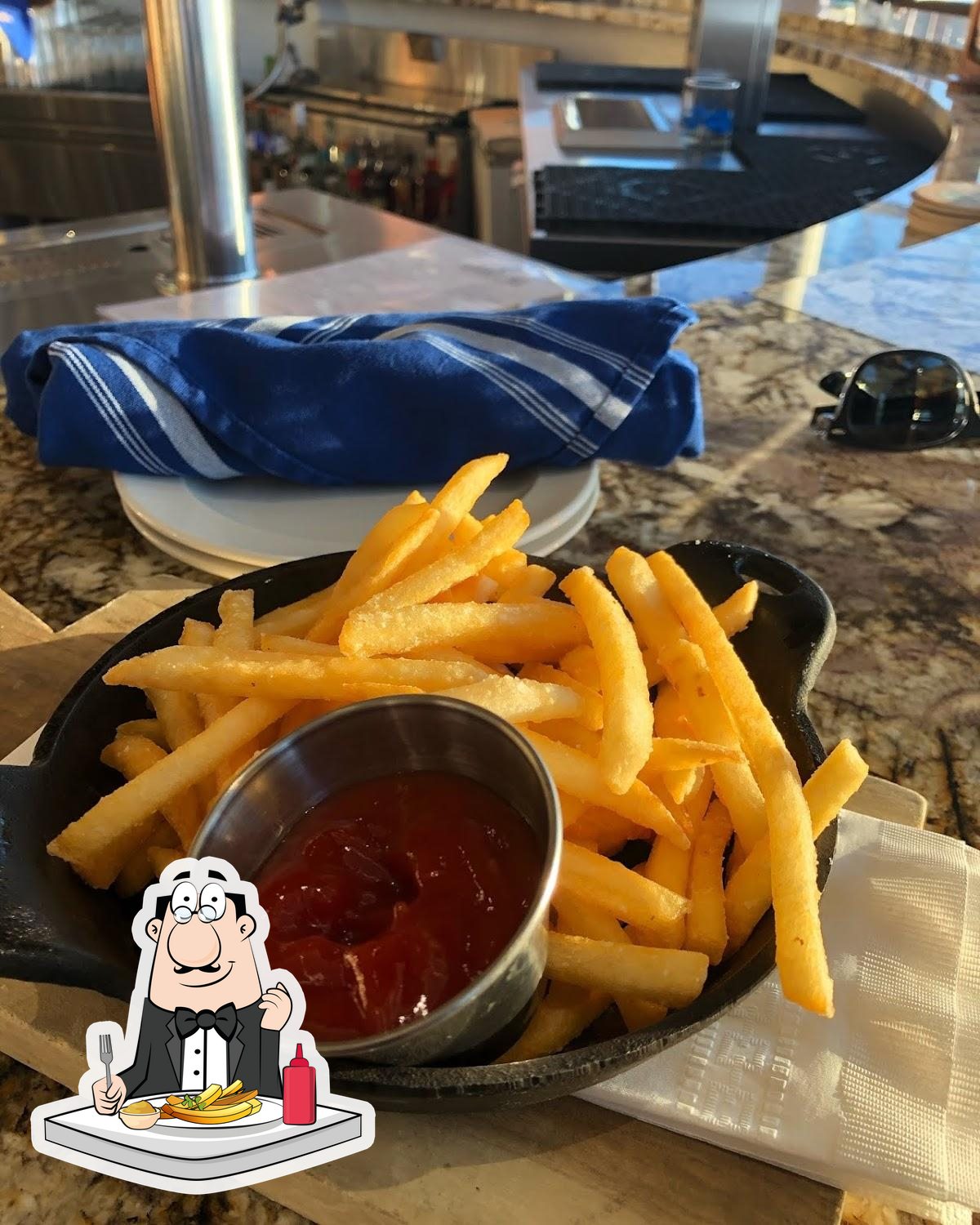 Shoreline Bar & Grille in Erie - Restaurant reviews