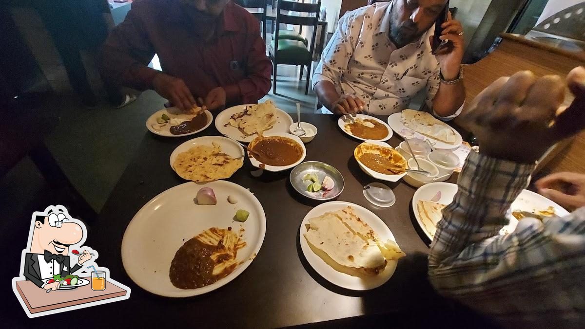 Hotel Marathi Khasiyat (Akkha Masur Specialist), Kolhapur, P756+658 ...