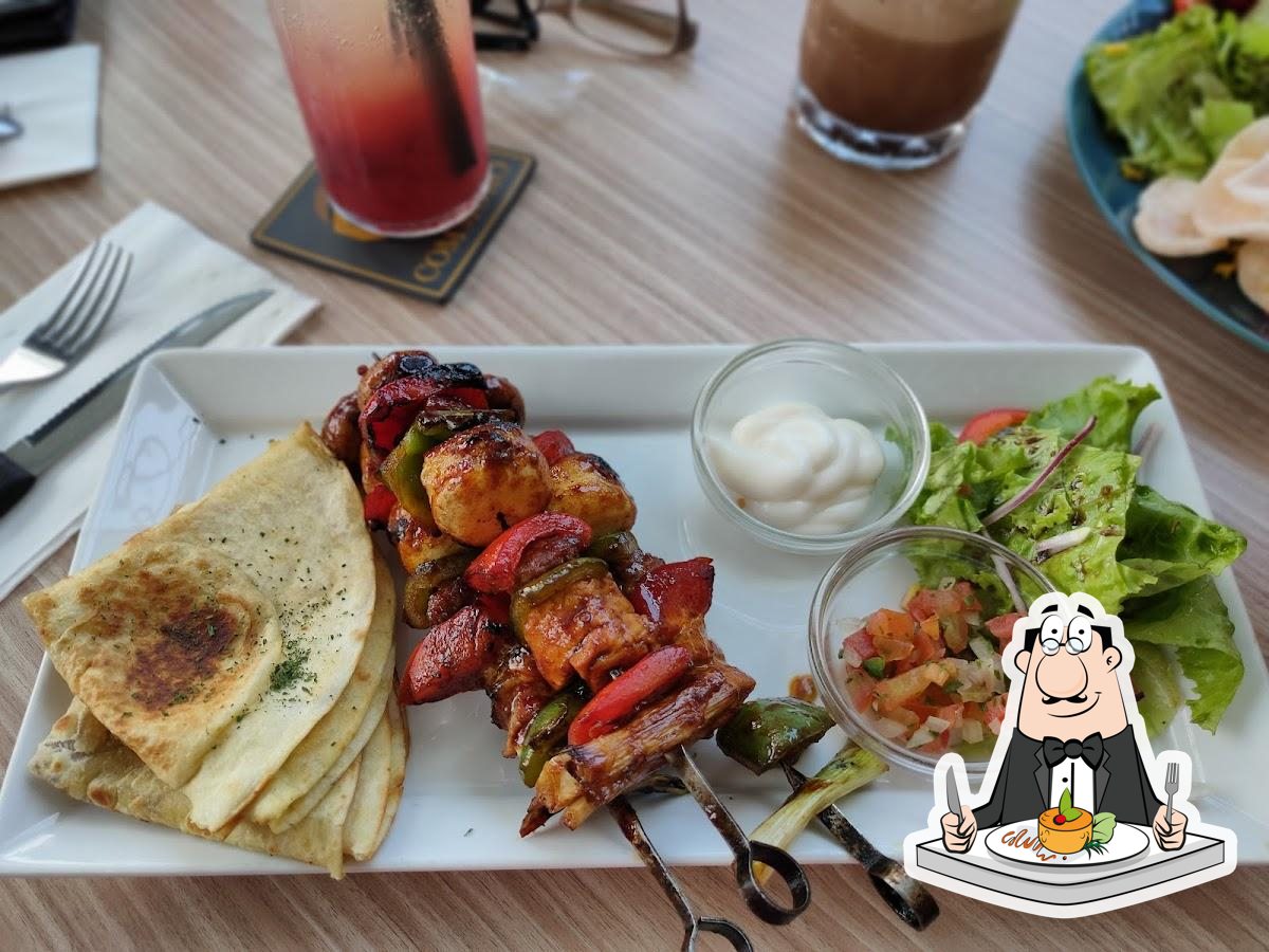 Commoro Resto restaurant, Semarang - Restaurant reviews
