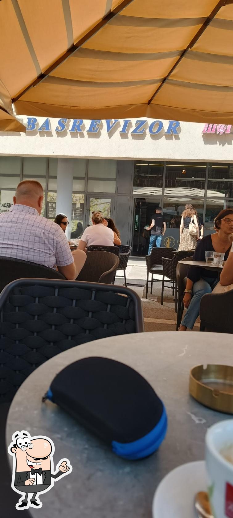 Caffe Bar De Facto, Split - Restaurant menu, prices and reviews