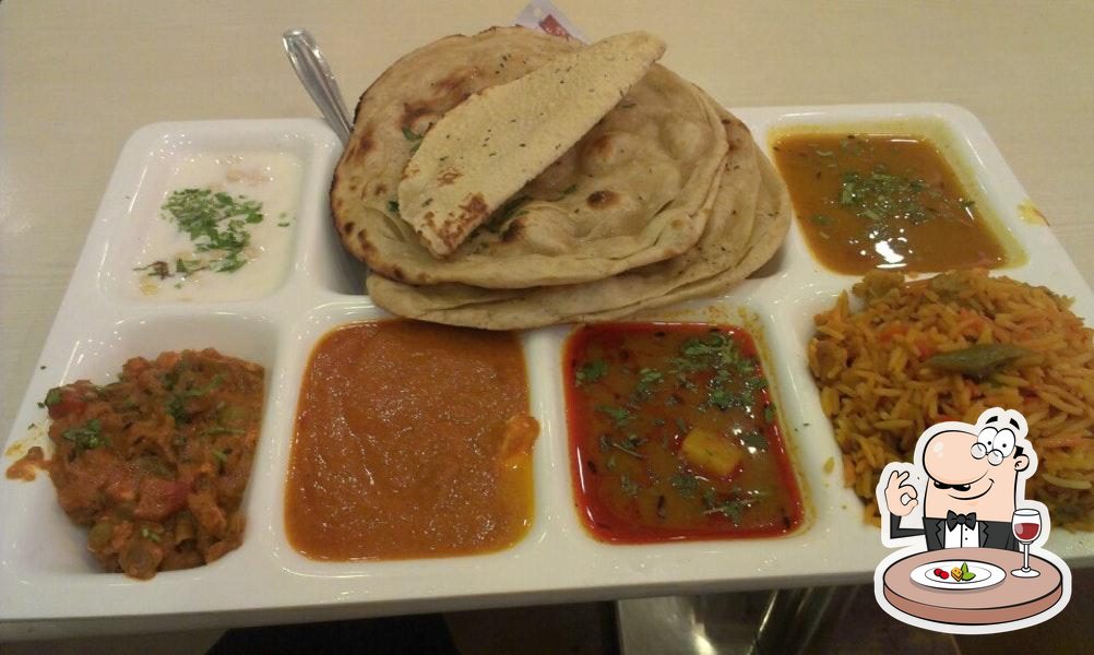 Comesum, Mumbai, Mumbai Central Station concourse - Restaurant reviews