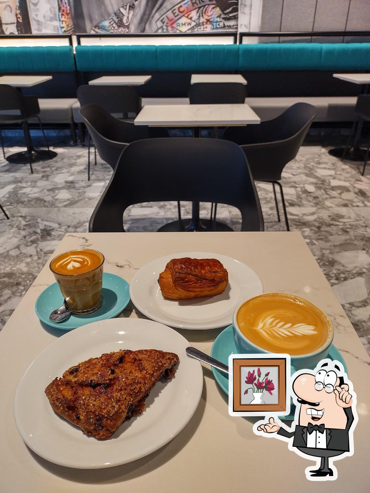 49th Parallel Café & Lucky’s Doughnuts - McGill, Montréal - Menu du ...