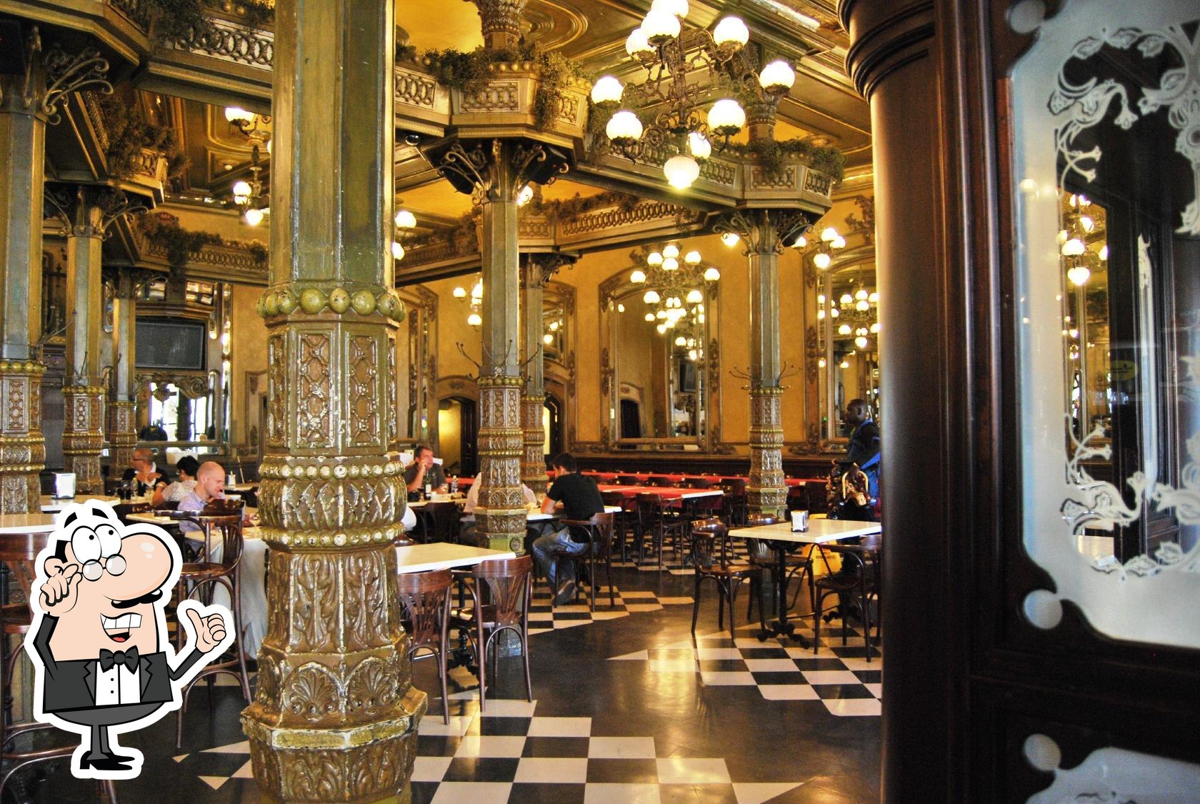Café Iruña, Pamplona, Pl. del Castillo - Carta del restaurante y opiniones