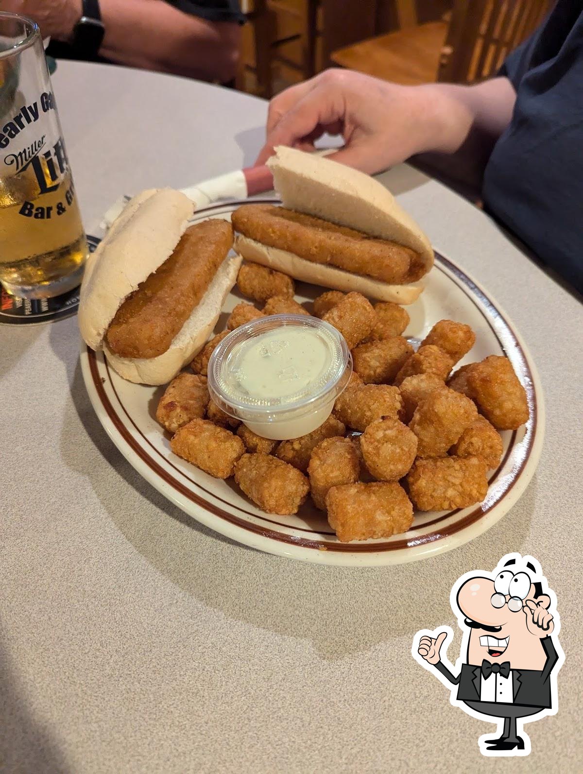 Pearly Gates Bar & Grill, Green Bay - Restaurant menu, prices and reviews