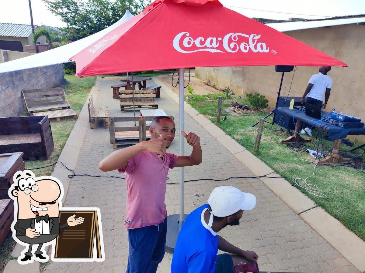 Mnandi gardens restaurant, Soweto