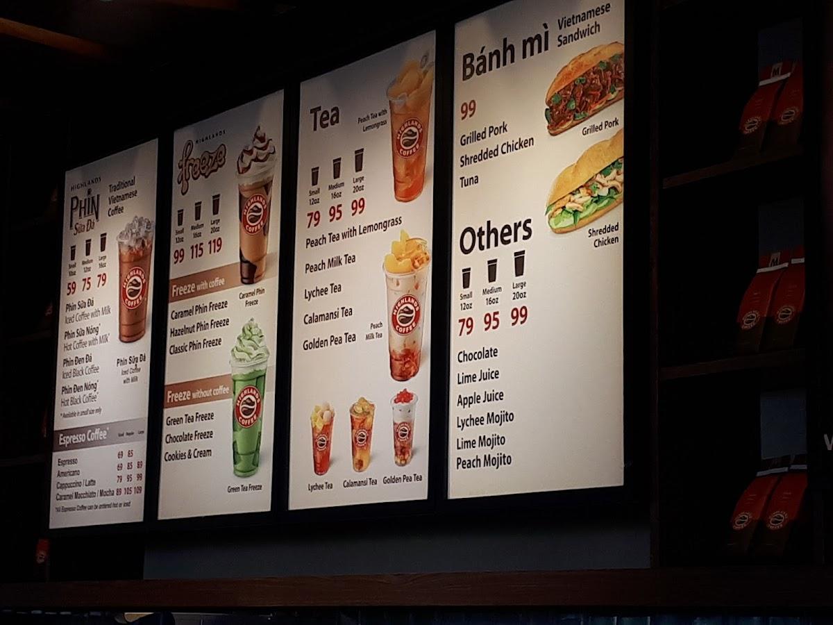 Menu at Highlands Coffee Double Dragon Plaza cafe, Pasay, GXPR+HGV