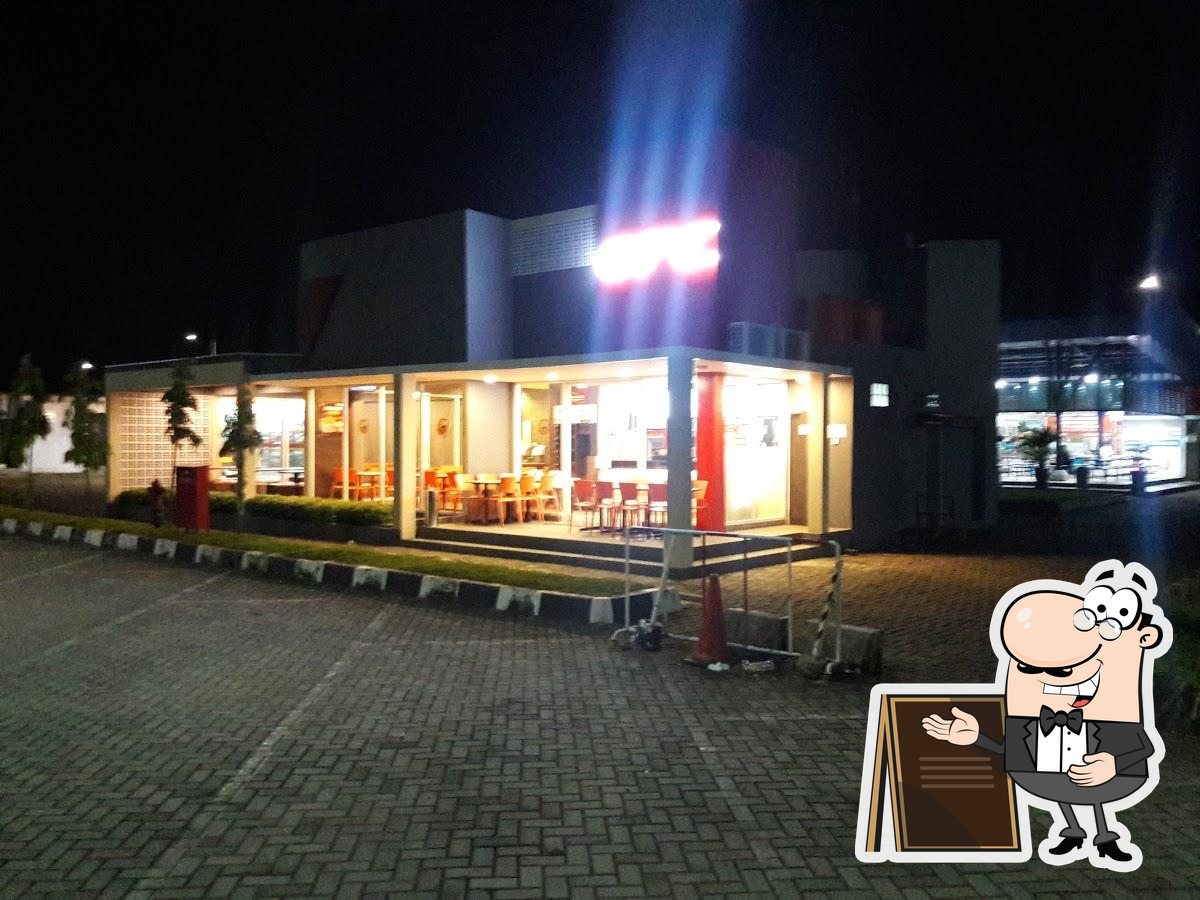 CFC Rest Area Km 164 B restaurant, Индонезия - Restaurant reviews