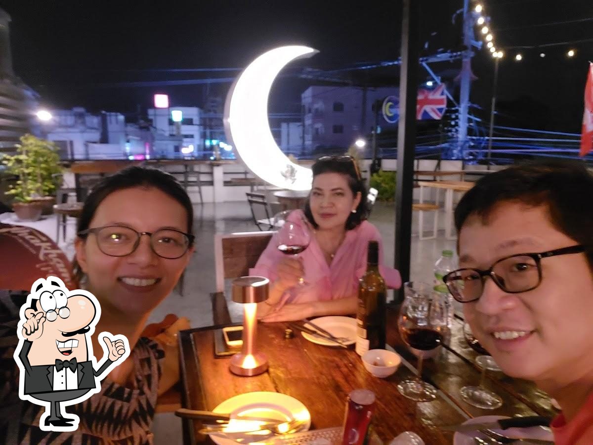 moon rooftop bar, Phuket - Restaurant reviews