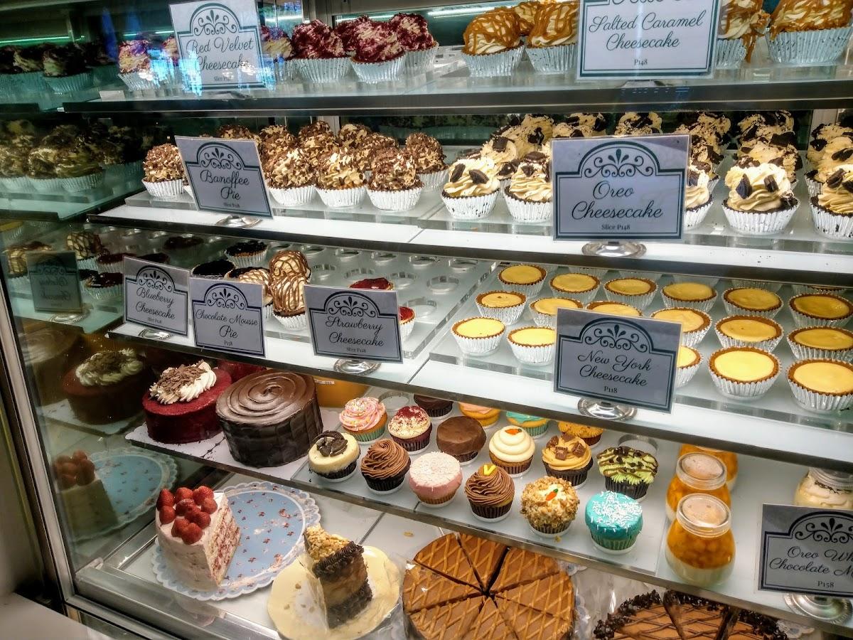 Menu at Vanilla Cupcake Bakery & Cafe, Quezon City