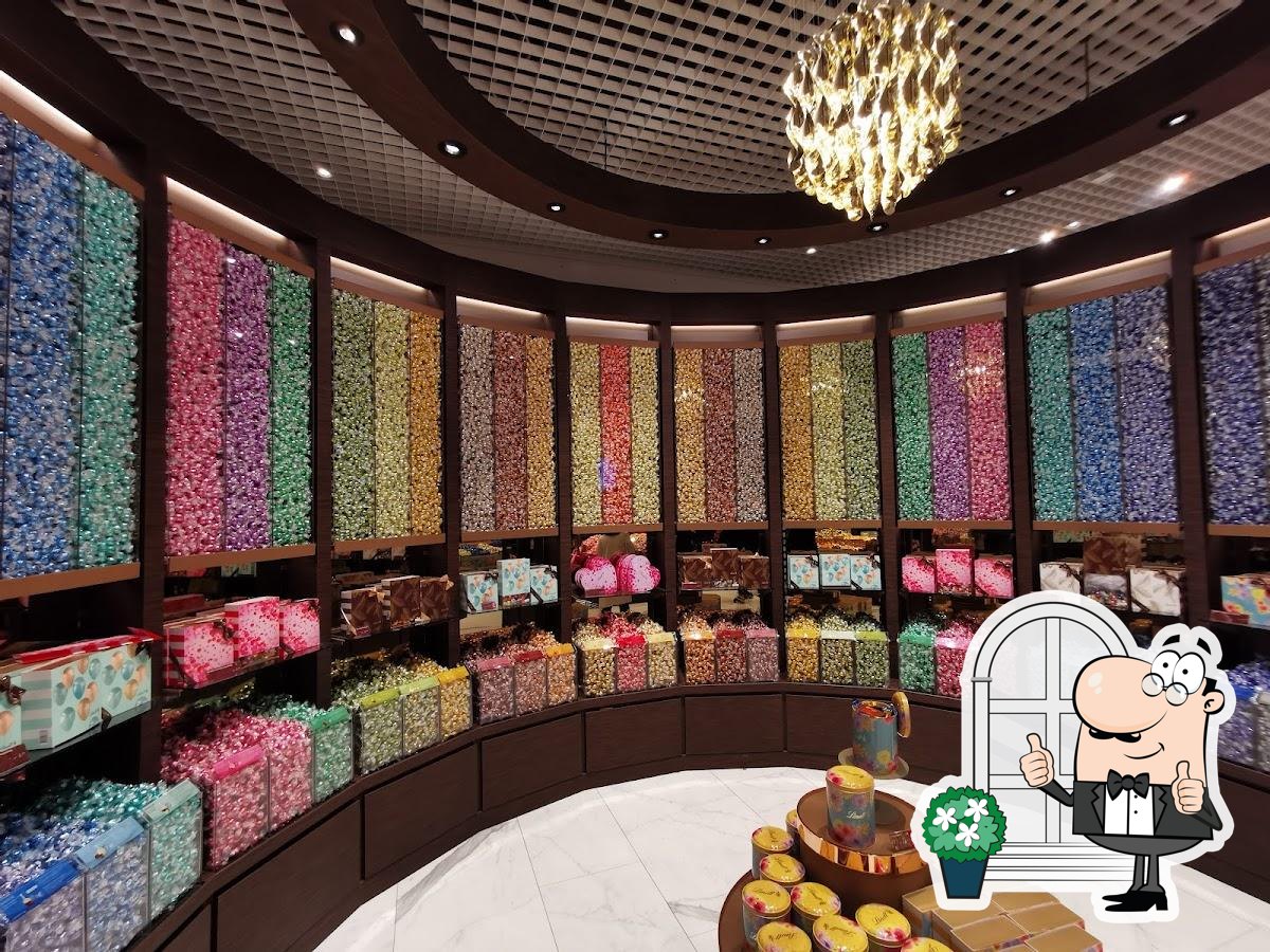 Lindt Home of Chocolate Cafe, Kilchberg - Menu del ristorante, prezzi e ...