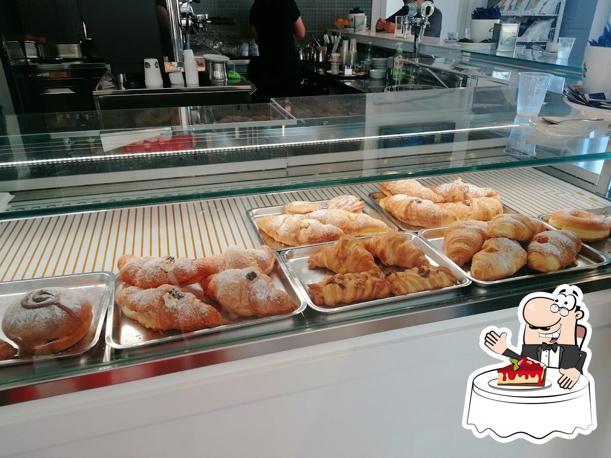 Evergreen Bar, San Vito - Restaurant reviews