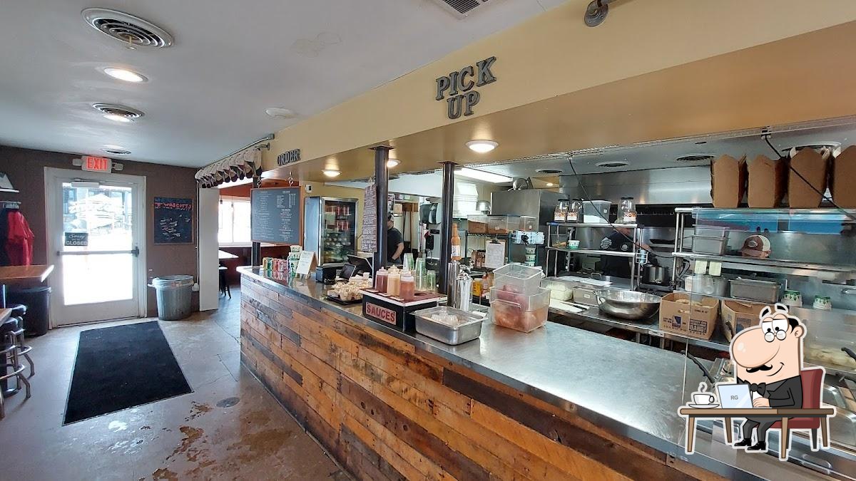 Two Scotts Barbecue, Grand Rapids - Restaurant menu, prices and reviews