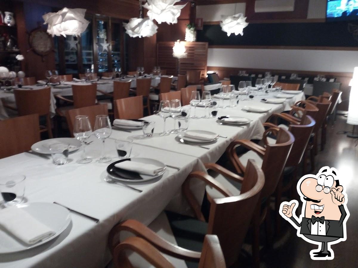 Restaurante El Timonel, El Masnou, Passeig del Port Esportiu - Carta ...