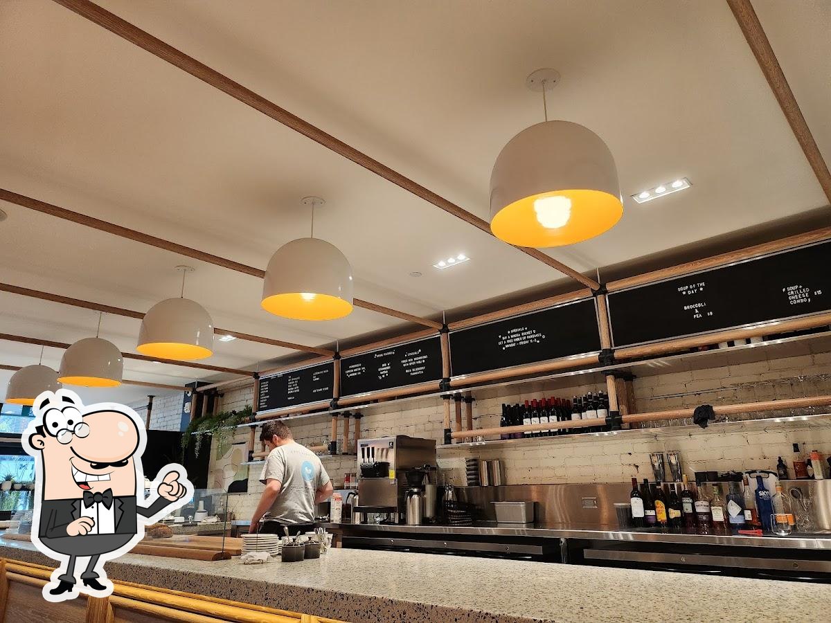 Cafe Paradise in Toronto - Restaurant menu and reviews