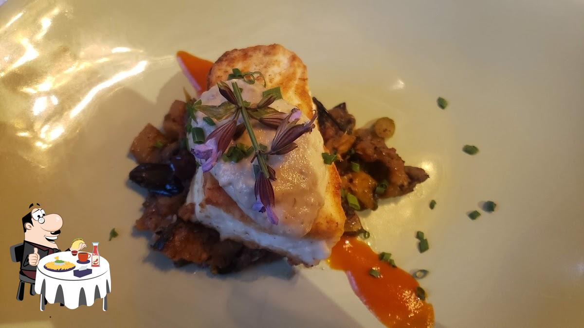 Metro Bis Restaurant, 690 Hopmeadow St in Simsbury - Restaurant menu ...
